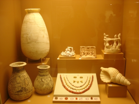 머리는 셋 몸은 하나 꼬리는 뱀모양의 개 깔깔유머방 커뮤니티 팍스넷 증권포털